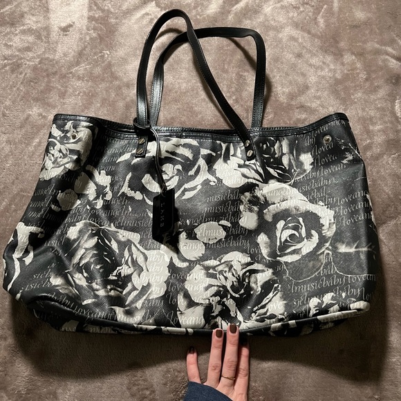 L.A.M.B. | Bags | Lamb Gwen Stefani Calligraphy Roses Tote Bag | Poshmark
